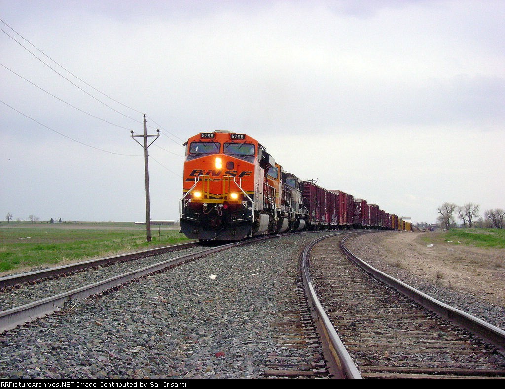 BNSF 5798